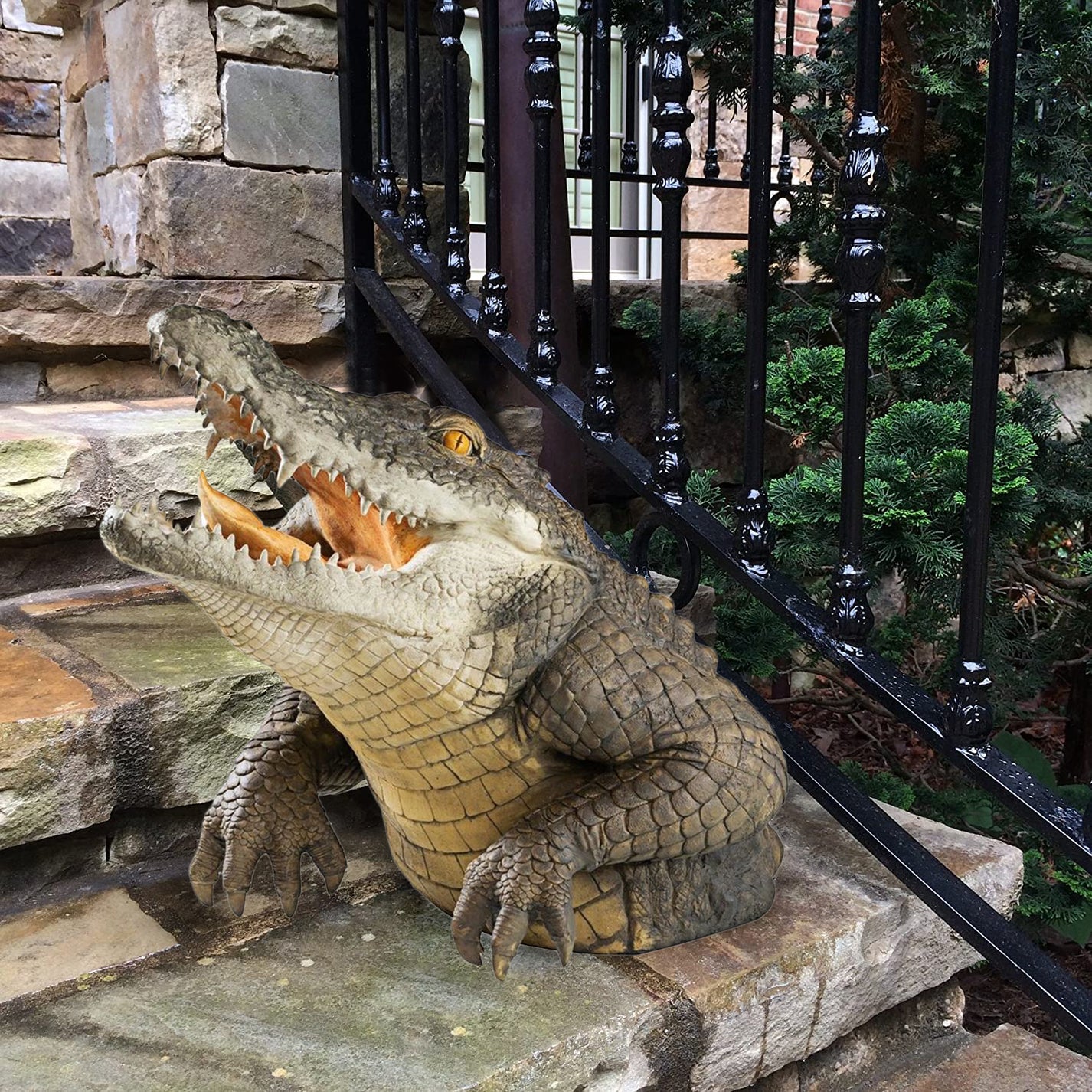 Garden Swamp Gator Statue – ffmetro